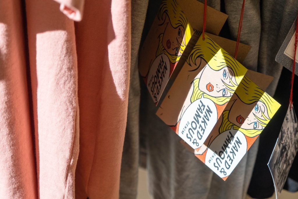 Surfer owner and transparent boutique in Montreal Quebec, Boutique Archive