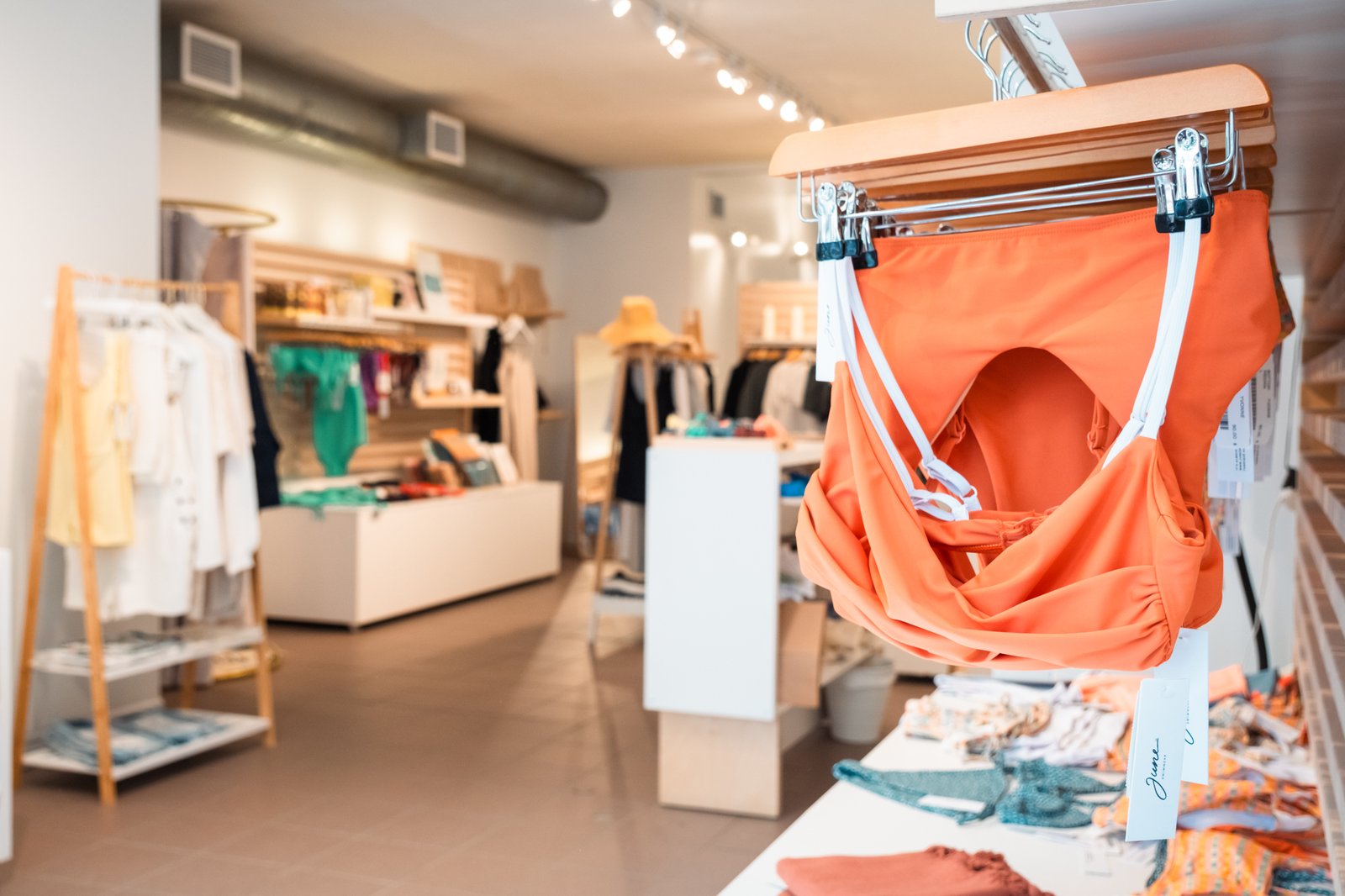 JUNE SWIMWEAR - Fait au Québec • Sustainable Surfer Girl